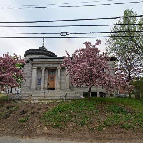 Cutler Memorial Library in Farmington, ME - Virtual Globetrotting
