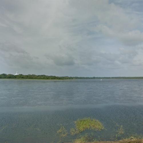 Abhaya Wewa in Anuradhapura, Sri Lanka - Virtual Globetrotting