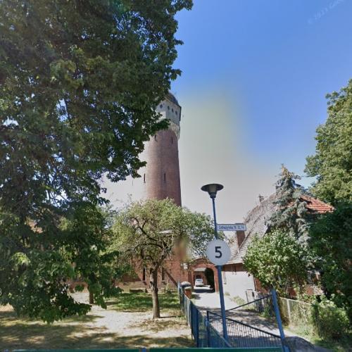 Buk water tower in Buk, Poland (Google Maps)