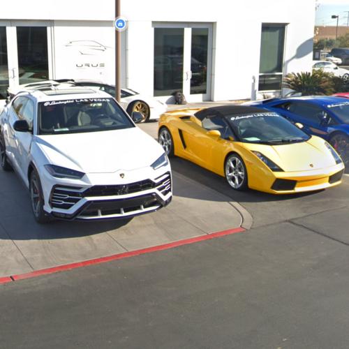 Lamborghini Gallardo Spyder x Urus in Henderson, NV (Google Maps)