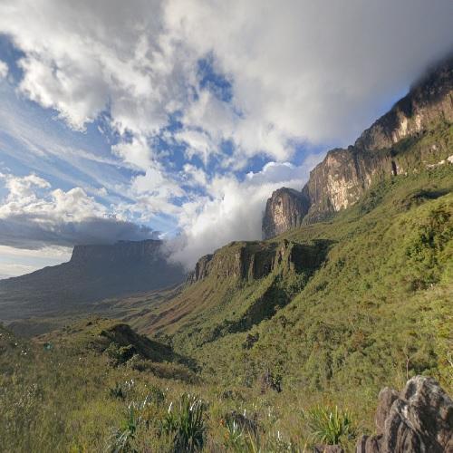 Mount Roraima in Paraitepuy, Venezuela (Google Maps)