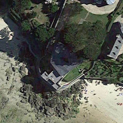 'Fortin House' by Odile Decq in Carantec, France (Google Maps)