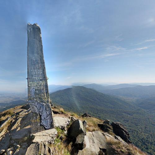 Пикуй (Pikuy) (UT/CA-097) in Volovets, Ukraine (Google Maps)