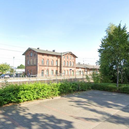 Scheeßel railway station in Scheeßel, Germany - Virtual Globetrotting