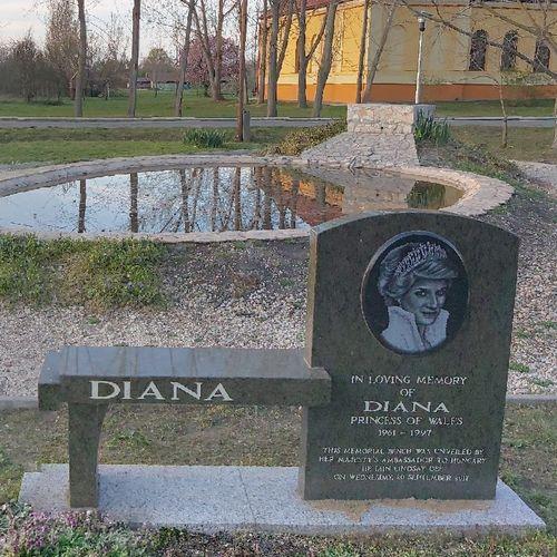 Memorial bench for Diana in Örményes, Hungary - Virtual Globetrotting