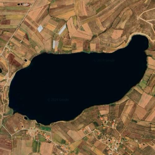Liqeni Merhojës in Çepe, Albania (Google Maps)