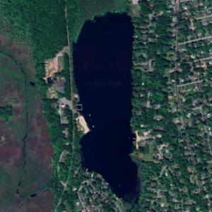 Tonetta Lake in Brewster Hill, NY - Virtual Globetrotting