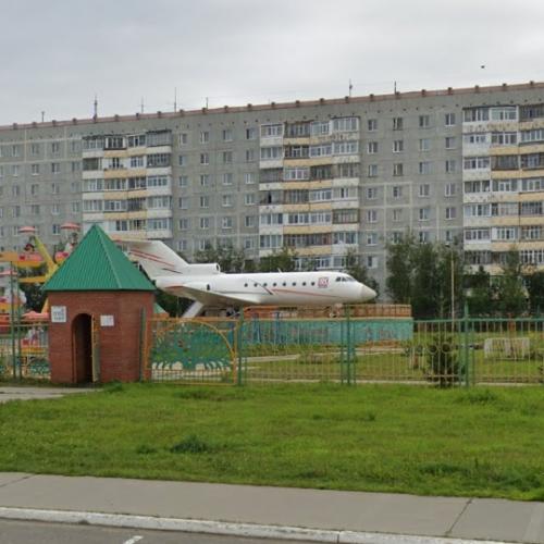 Yak-40 in Usinsk, Russian Federation (Google Maps)