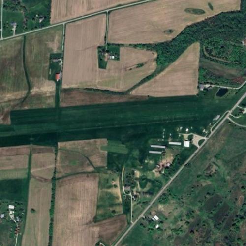 Red Stewart Airfield in Waynesville, OH (Google Maps)