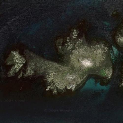 Île Verte in Landunvez, France (Google Maps) (#2)