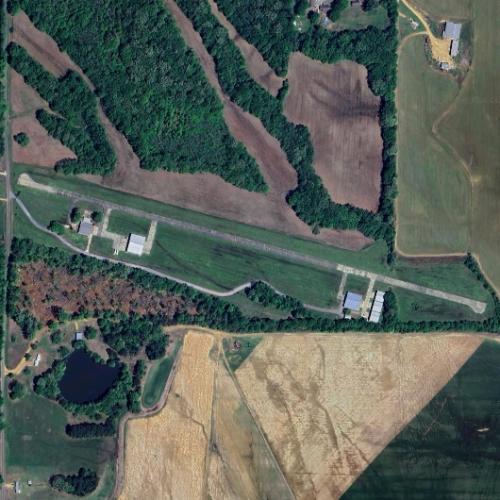 Eagles Ridge Airport in Hernando, MS (Google Maps)
