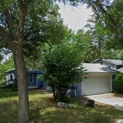 ' Johnson Housing' by George Nelson in Chaska, MN (Google Maps)