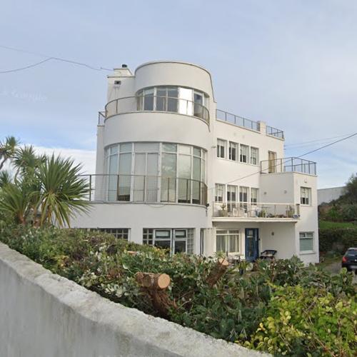 'Geragh Haus' by Michael Scott in Dun Laoghaire, Ireland - Virtual ...