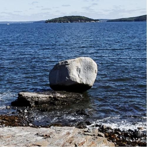 Balance Rock in Bar Harbor, ME (Google Maps)
