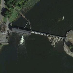 Vernon Dam Hydropower Station in Vernon, VT - Virtual Globetrotting