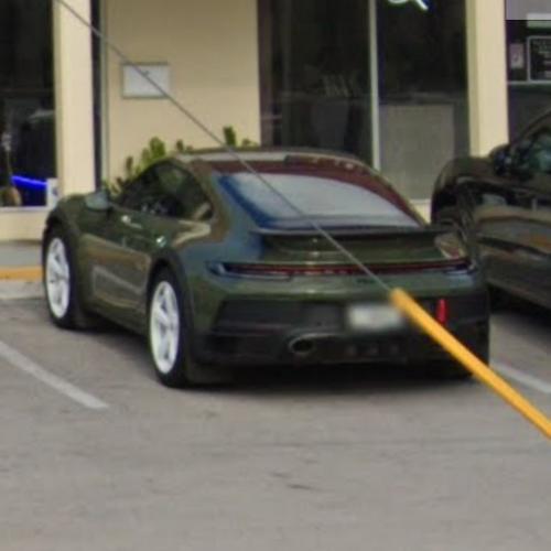Porsche 992.1 Dakar in Boca Raton, FL (Google Maps)
