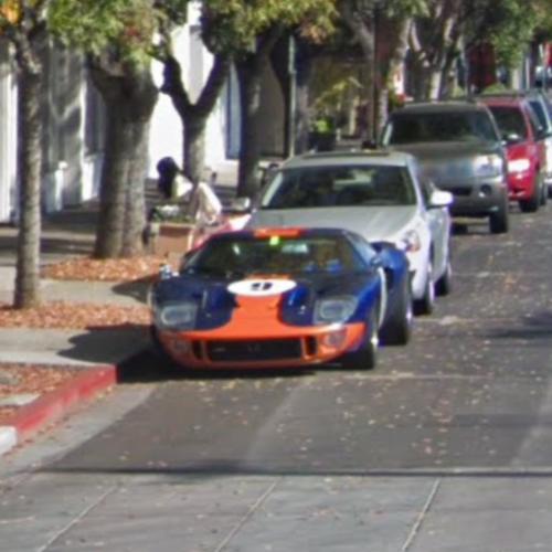 Ford GT40 Replica in Los Altos, CA (Google Maps)