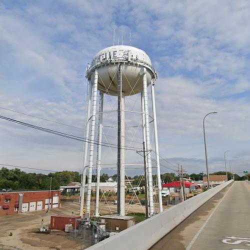 Rochelle water tower in Rochelle, IL (Google Maps)