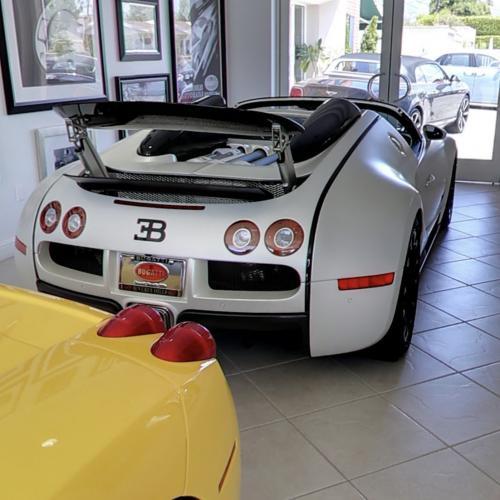 Bugatti Veyron Grand Sport Vitesse in Los Angeles in Beverly Hills, CA ...