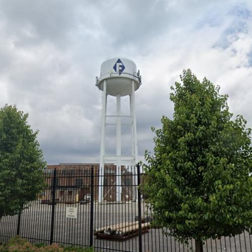 Finkl Steel water tower in Chicago, IL (Google Maps)
