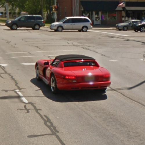 Dodge Viper R/T10 in Overland Park, KS (Google Maps)