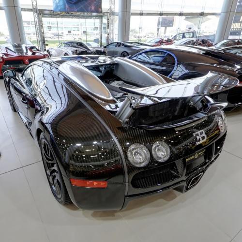 Bugatti Veyron in Dubai in Dubai, United Arab Emirates (Google Maps) (#2)