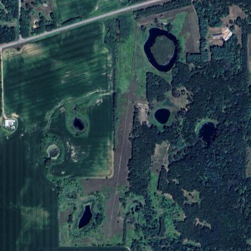 Bulldog Ranch Airport in Plainville, WI (Google Maps)