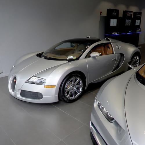 Bugatti Veyron in Greenwich, CT (Google Maps)