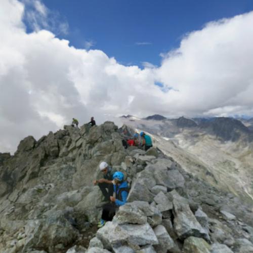 Corno di Lago Scuro (I/TN-012) in Ponte Di Legno, Italy (Bing Maps)