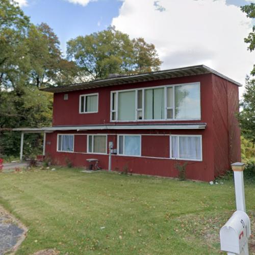 'Fleming Residence' by Charles E. King in East St. Louis, IL (Google Maps)