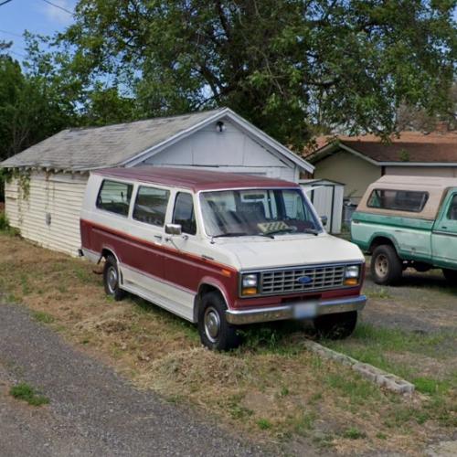 Ford Econoline in Spokane, WA (Google Maps)