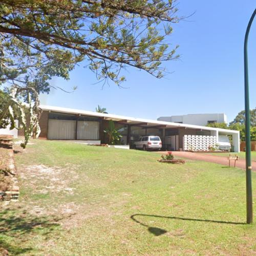 'Lifford Rd' by Graham Hatton in Floreat, Australia - Virtual Globetrotting