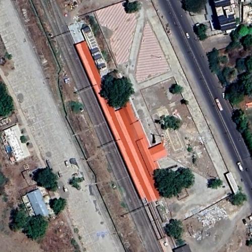 Dhule railway station in Dhule, India (Google Maps)