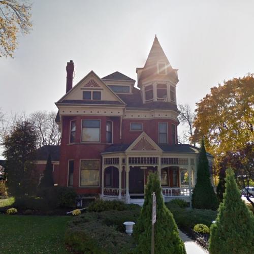 Frank L. Chenoweth House in Monroe, WI (Google Maps)
