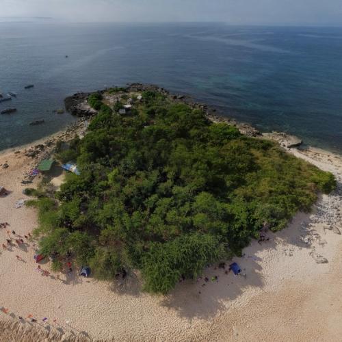 Culebra Island in Masinloc, Philippines (Google Maps)