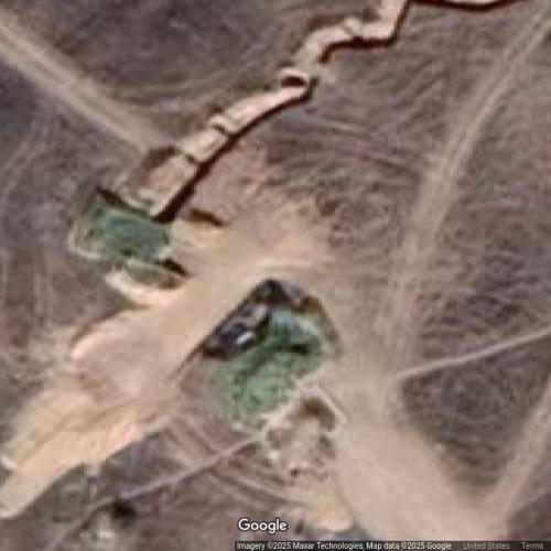 Camouflaged Russian tanks in Armyans’k, Ukraine (Google Maps)