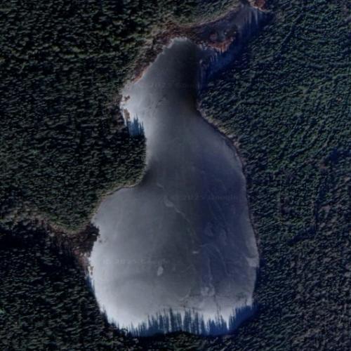 Lac Haroué in Madeleine-Centre, Canada (Google Maps)