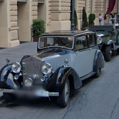 1937 Rolls Royce 25/30 in Vienna, Austria (Google Maps)