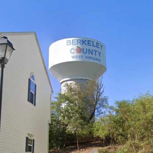 Berkeley County, West Virginia water tower in Falling Waters, WV ...