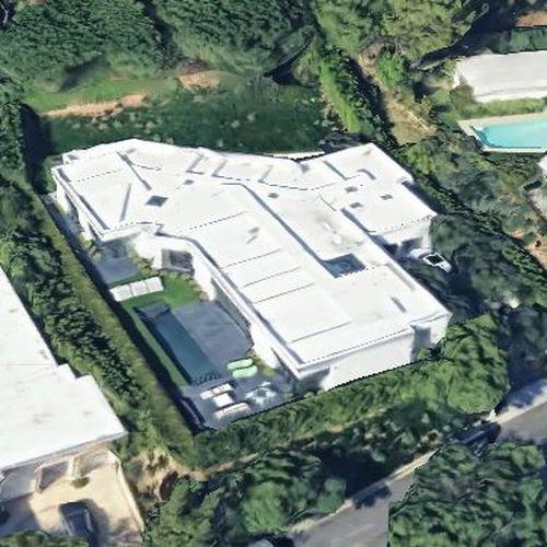 Brooklyn Beckham & Nicola Peltz's House in Beverly Hills, CA (Google ...