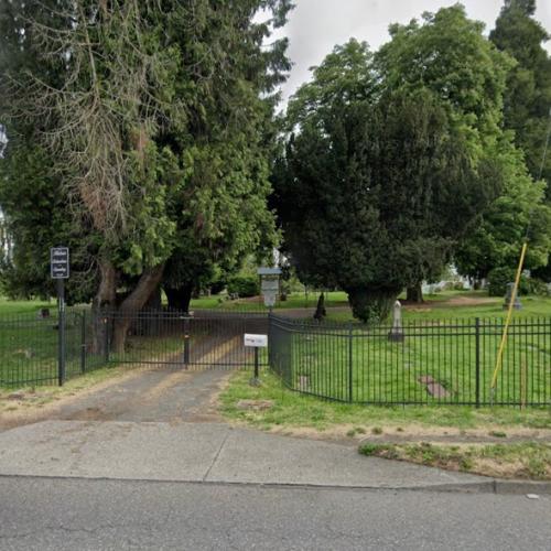 Historic Columbian Cemetery in Portland, OR (Google Maps)