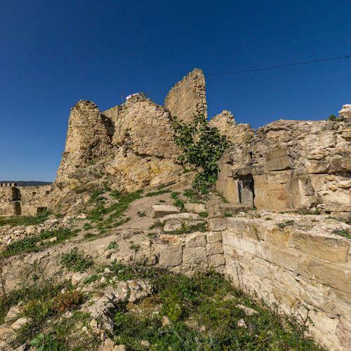 Surami fortress in Surami, Georgia - Virtual Globetrotting