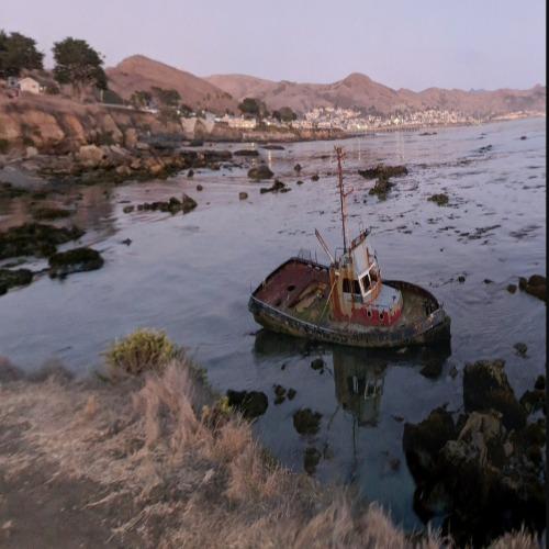 Half Seal Cove Boat in Cayucos, CA (Google Maps)