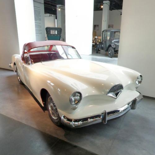 1954 Kaiser Darrin Convertible in Málaga, Spain - Virtual Globetrotting
