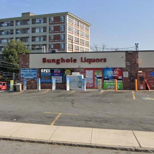 Bunghole Liquors (retail liquor store) in Peabody, MA (Google Maps)