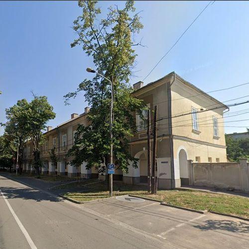Canons' Row in Oradea, Romania (Google Maps)