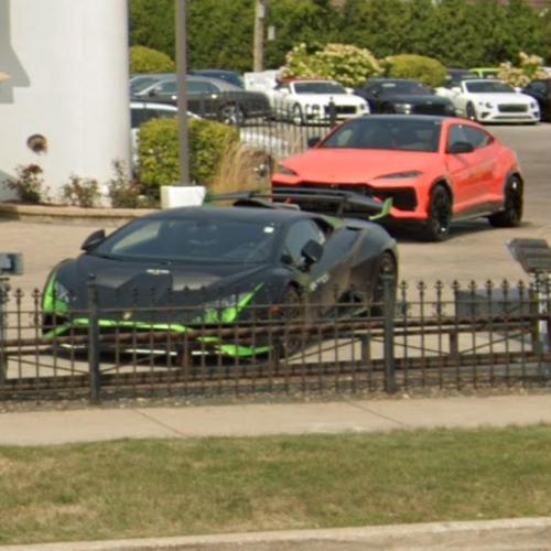 Lamborghini Huracan STO and new Urus SE in Westmont, IL - Virtual ...