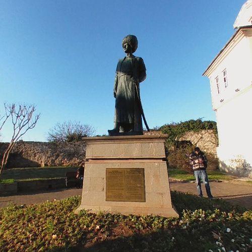 Statue of Suleiman I in Trabzon, Turkey - Virtual Globetrotting