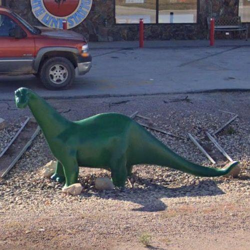 Beulah dinosaur in Beulah, WY - Virtual Globetrotting