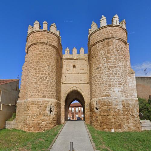 Puerta de la Villa in Villalpando, Spain (Google Maps)